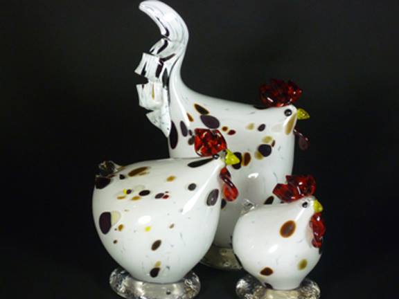 City Chickens blown glass – Michael Holberg