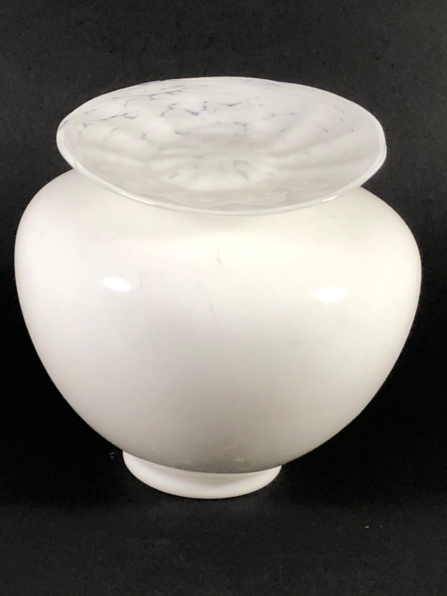Personal Temple Venetia Urn - Angel White – Michael Holberg